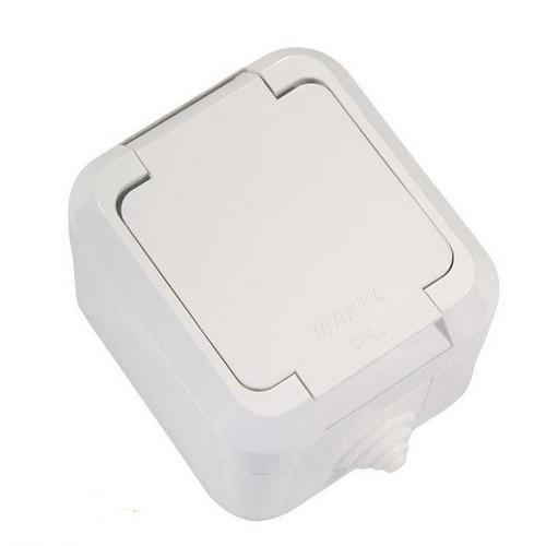 Makel Sıva Üstü Priz Nemliyer Beyaz Kapaklı Topraklı Priz 18304 - 66.67 TL + KDV