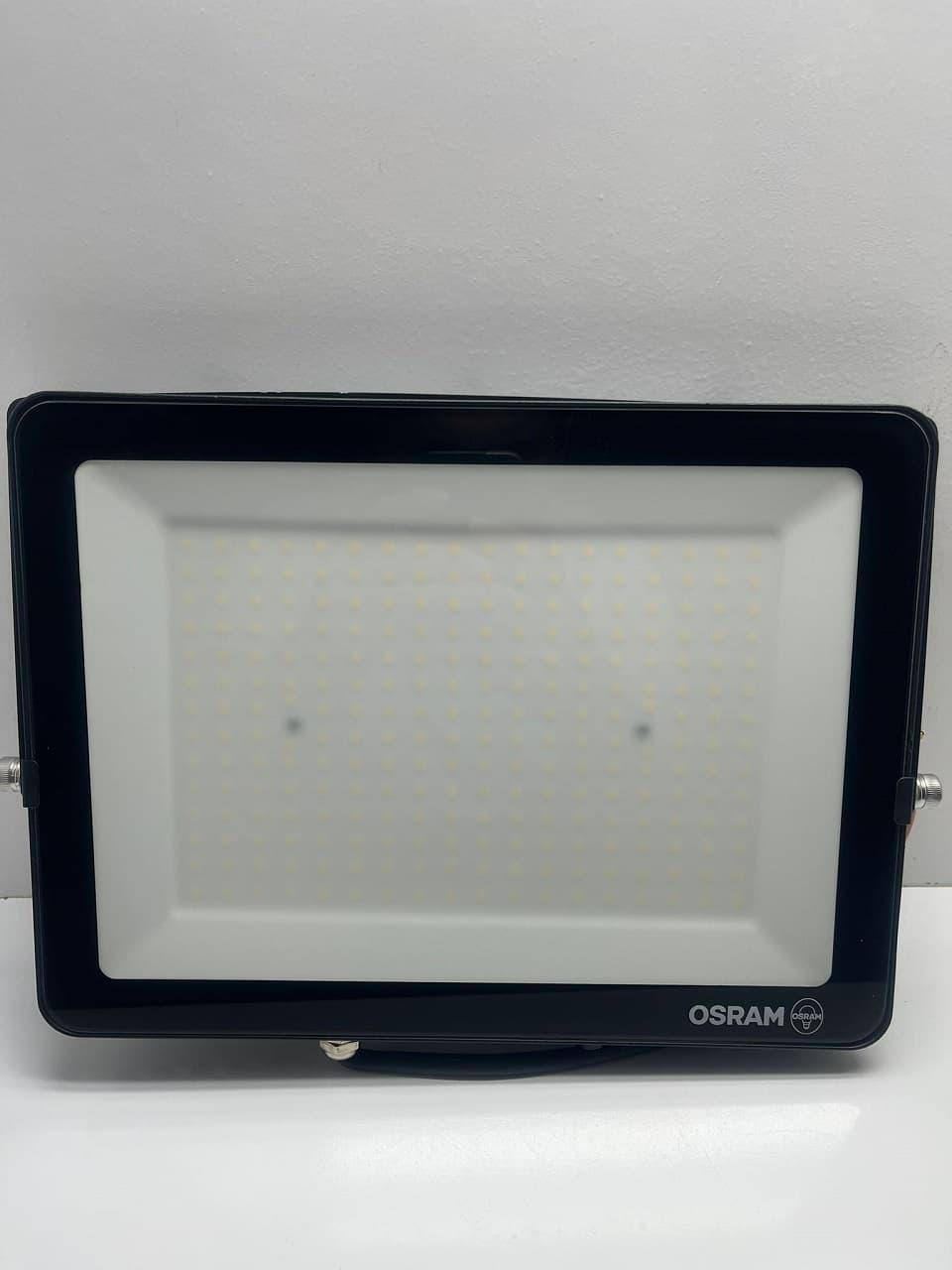 Osram 150W Beyaz Işık 6500K LED Projektör LDECO FL 150W - 2,416.67 TL + KDV